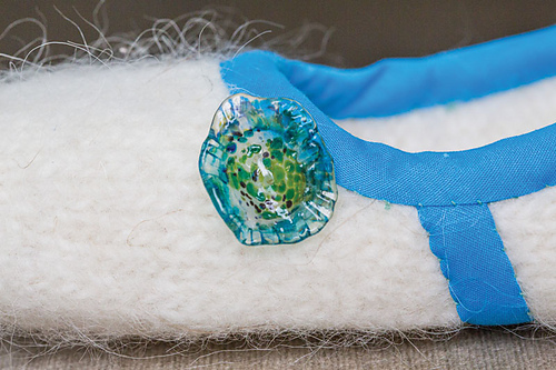 Ravelry: Regency House Slippers pattern by Lisa Jacobs