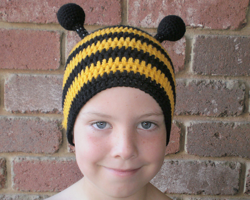 Ravelry: Bumblebee Beanie pattern by Jacqui Delaney
