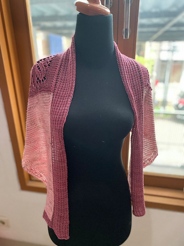 Ravelry: Lavenders for Veronica pattern by Soohyun Nam