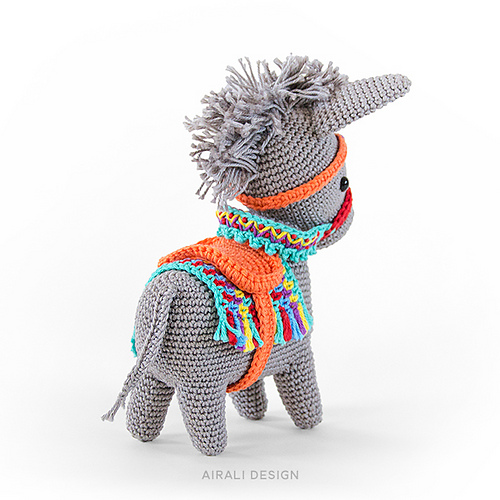 Ravelry: Little Pedro the donkey pattern by Ilaria Caliri (aka airali)
