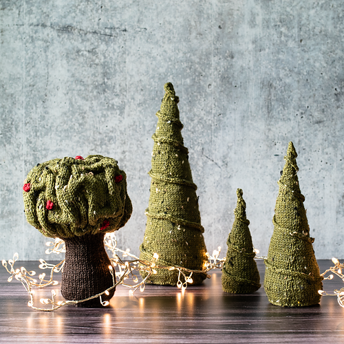 Ravelry: Wee Apple Trees pattern by Sarah Schira