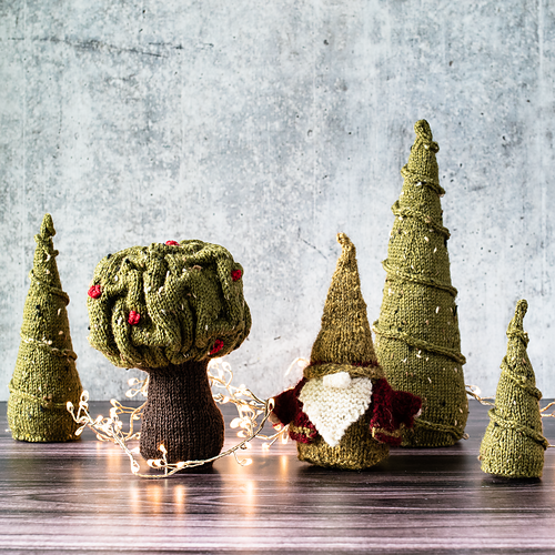 Ravelry: Wee Apple Trees pattern by Sarah Schira