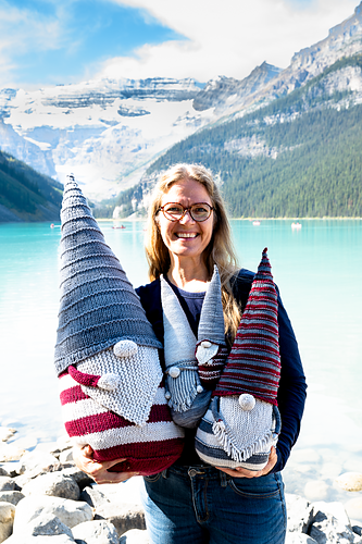 Ravelry: Choose Your Gnome Adventure pattern by Sarah Schira