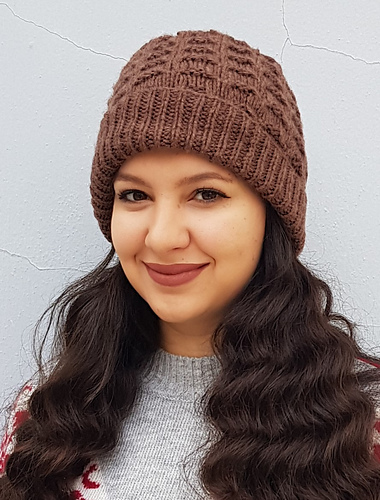 Just finished knitting this Small Cables Hat for my daughter 💕 : r/knitting
