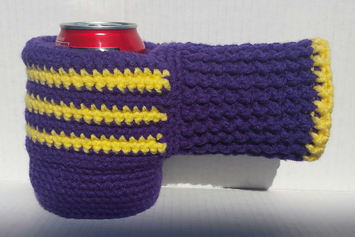 Ravelry: Soto's Cozy Beer Mitten pattern by We-R-Soto Design