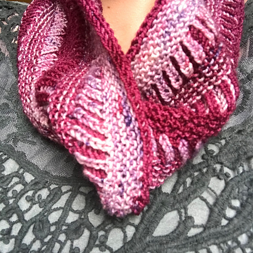 Ravelry: Couplet pattern by Ann Szwarc
