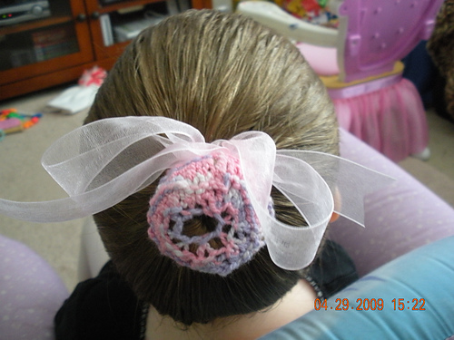 Ravelry: Beautiful Ballerina Snood (Bun Cover) pattern by Lion Brand Yarn