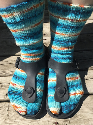 Ravelry: Sidewalk Talk Flip-Flop Socks pattern by Staci Perry