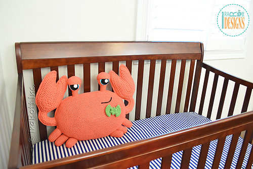 Ravelry: Cranky The Crab Pillow pattern by Ira Rott