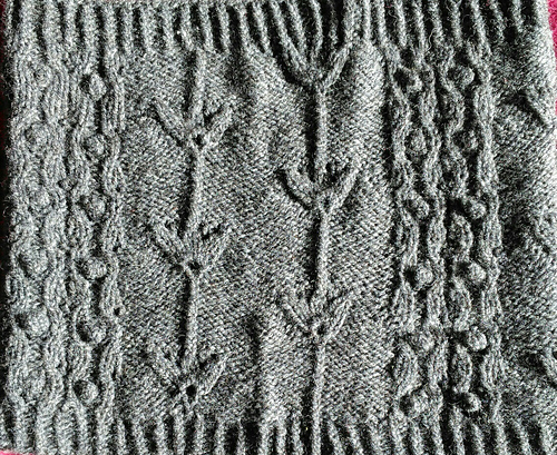 Ravelry: Alpine Snowbell Cowl pattern by Irina Pi