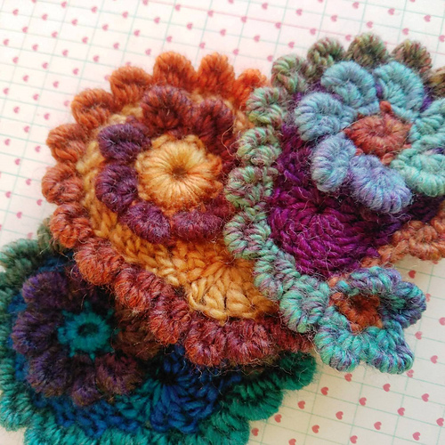 Ravelry: Paisley flower pattern by Kate Kosenko Veselunka