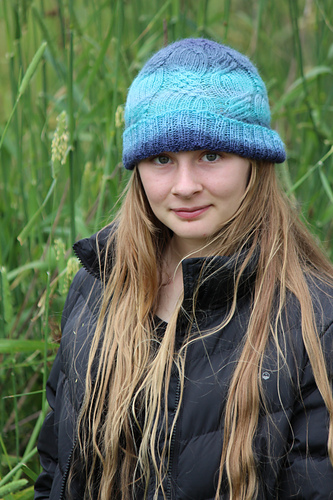 Ravelry: Zephyr Breeze Beanie pattern by Donna Prentice