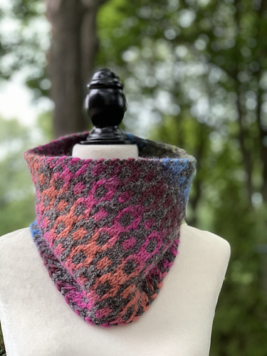 Ravelry: Welsh blanket - cowl pattern by Susan Ashcroft