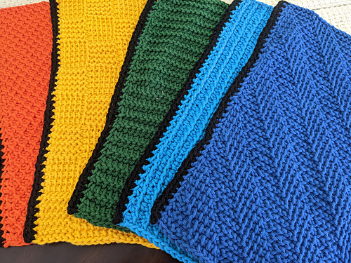 Ravelry: Interchangeable Hot Pad Table Runner pattern by Janean Crapo