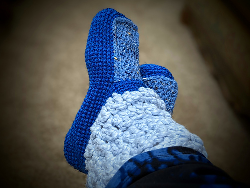 Ravelry: Shweta Tunisian Slipper Boots pattern by Arunima Goel