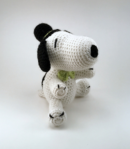 Ravelry: Snoopy pattern by Bethany Scofield