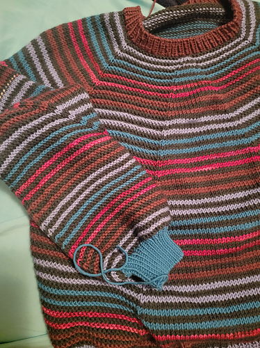 Ravelry: SAEND sweater pattern by Imke von nathusius