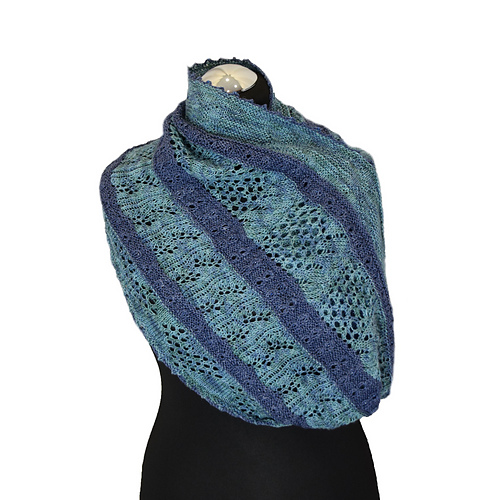 Ravelry: Bini pattern by Jennifer Ruschinski