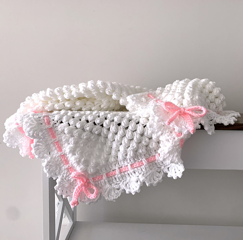 Ravelry: Coquette Blanket pattern by JTcreations