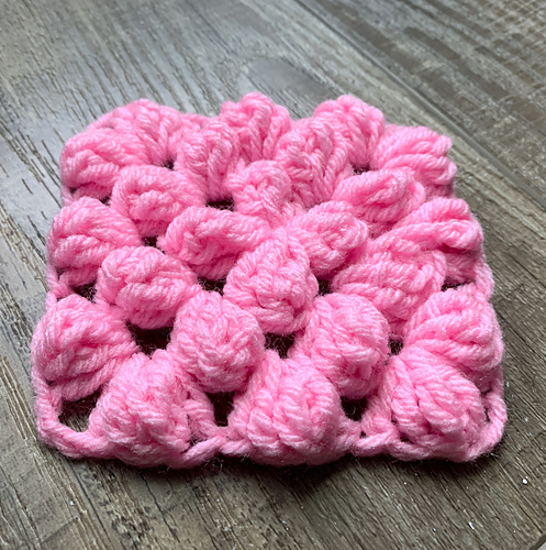 Ravelry: Puffy Granny Square pattern by JTcreations