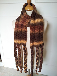 Ravelry: Jaccol's Nordic Colour Hat and Scarf