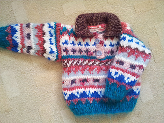 Ravelry: Jaccol's Fair Isle Trio Baby Jumpers - Style 1