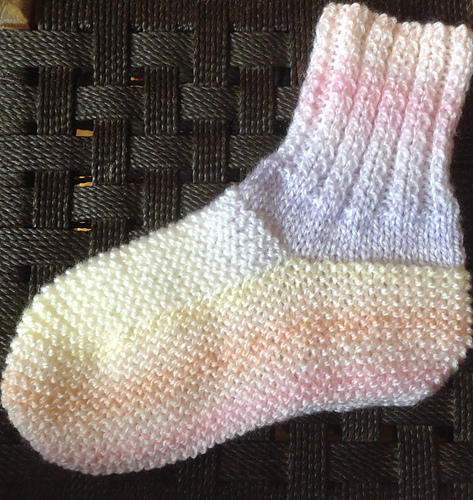 Ravelry: Adult Bed Socks pattern by Jacqueline Gibb