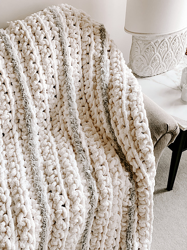 Ravelry: Winter Snow Blanket pattern by Julie Walzer