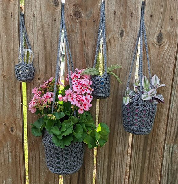 Ravelry: Iridescent Iris Plant Hanger pattern by Jamie Zerr