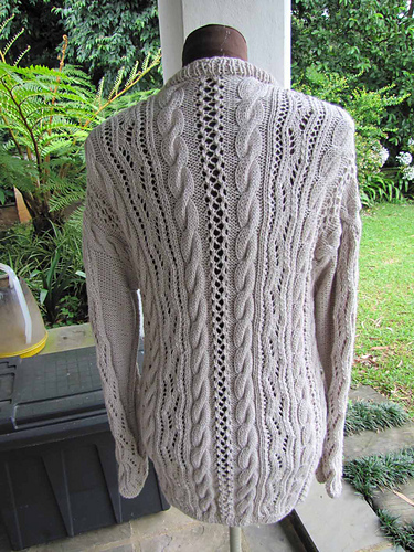Ravelry: #20 Cardigan pattern by DKNY