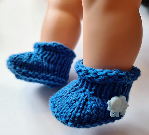 Ravelry: 12 Inch Baby Doll Booties pattern by Jane Terzza