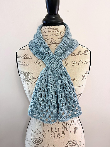 Ravelry: One Skein Keyhole Scarf pattern by Janet Pippin