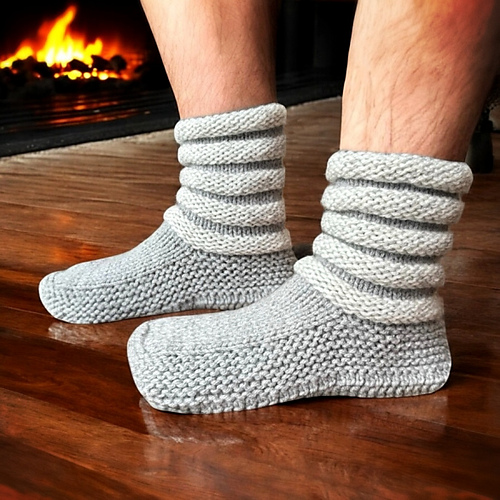 Ravelry: Slippers with a Puffy Cuff pattern by Janis Frank