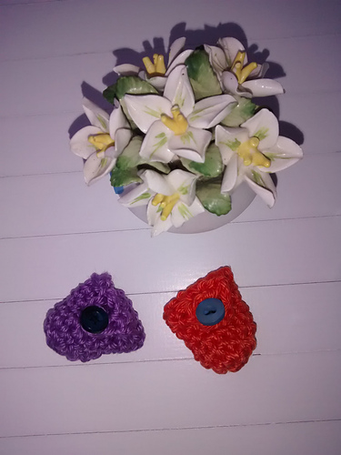 Ravelry: Mini Tooth Fairy Pouch pattern by Emkatcrochet