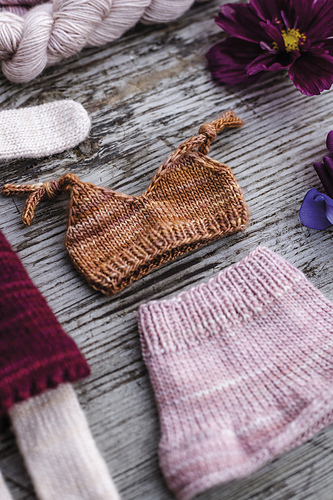 Ravelry: Bella pattern by CreaJunkie