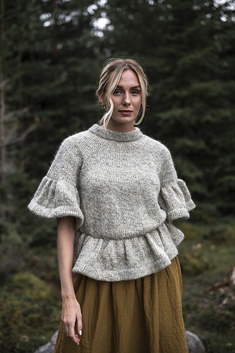 Ravelry: Iris - pullover pattern by Anne-Sophie Velling