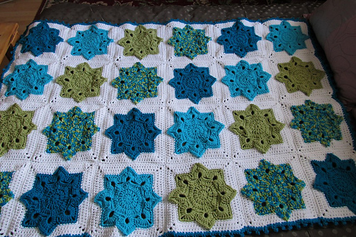 Ravelry: Eight Pointed Flower pattern by Julie Yeager