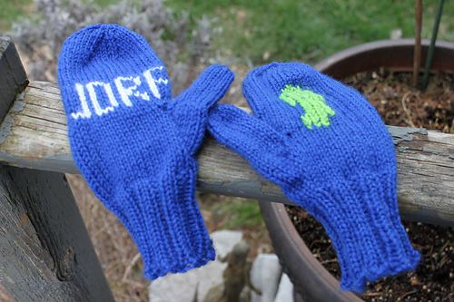 Ravelry: Juvenile Diabetes Research Foundation (JDRF) Mittens pattern ...