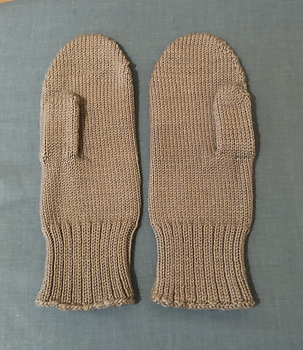 Ravelry: CSM Flat Thumb Mittens pattern by Judy Auping
