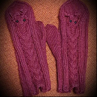 Ravelry: Owl mittens pattern by Jazby's Crafts
