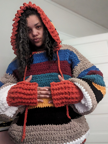 Ravelry: Jazsy's Blanket Yarn Hoodie pattern by Jasmine Winston