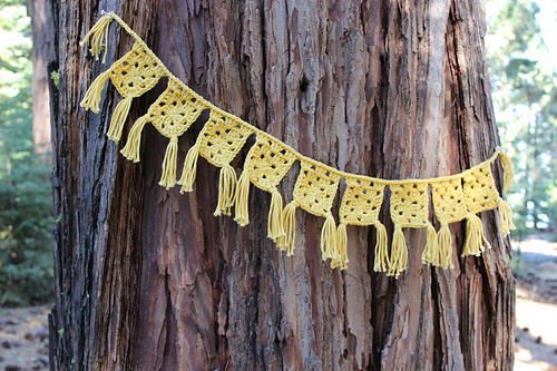 Ravelry: Granny Square Bunting pattern by Salena Baca