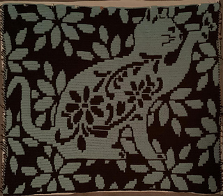 Ravelry: Floral Cat mosaic pattern by Jeannie Lorton