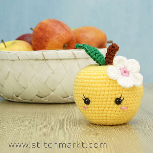 Ravelry: Cute Apple pattern by JenPattern