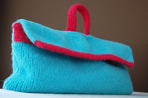 Ravelry: The Kelly Bag pattern by Jennifer Casa