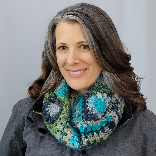 Ravelry: Painter's Garden Cowl pattern by Jennifer Olivarez