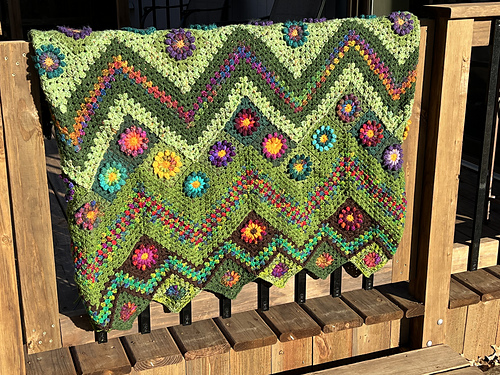Ravelry: Painter's Garden Blanket pattern by Jennifer Olivarez