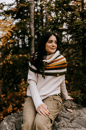 Ravelry: Aurelia Crochet Cowl pattern by Jennifer Renaud