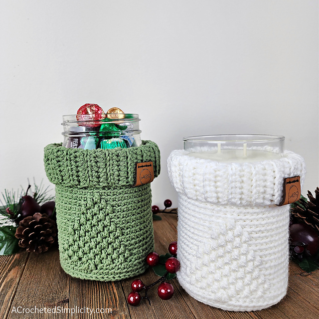 Ravelry: O' Christmas Tree Mason Jar Cozy pattern by Jennifer Renaud