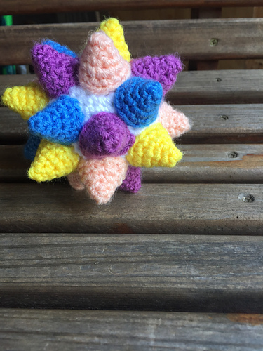 Ravelry: Kakaraka pattern by Jennifer Kearney